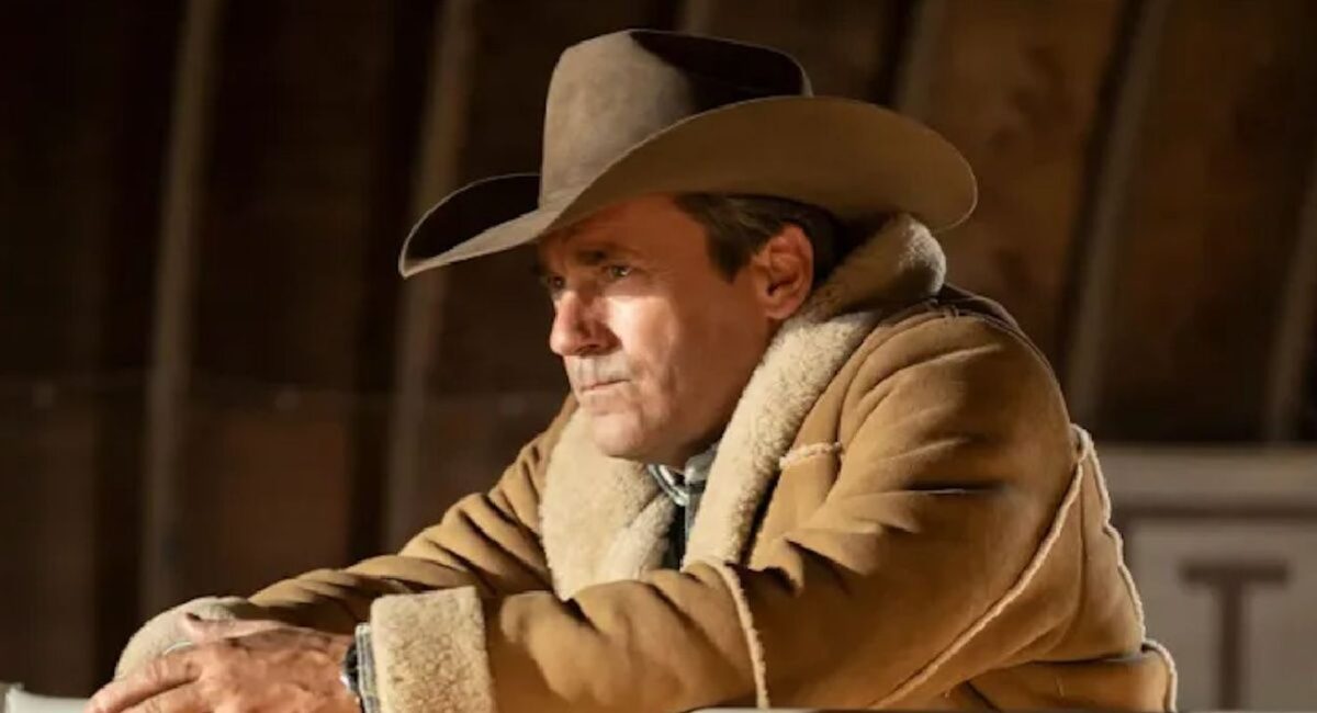 Fargo 5: Jon Hamm sui suoi piercing finti e il "capezzologo" sul set ...