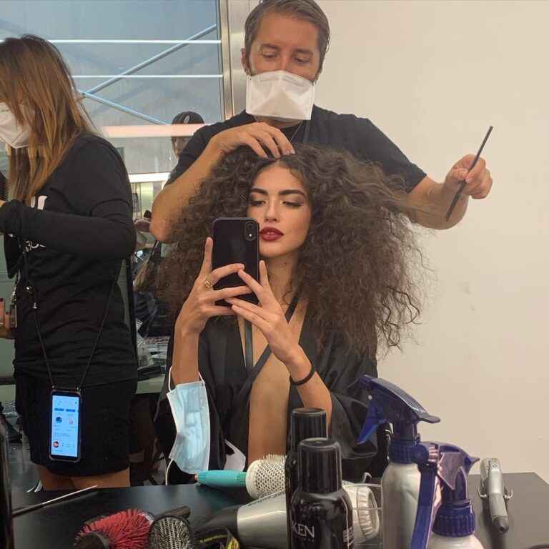 Chi è Sara Barbieri, la compagna di Fabrizio Corona che gli ha dato un ...