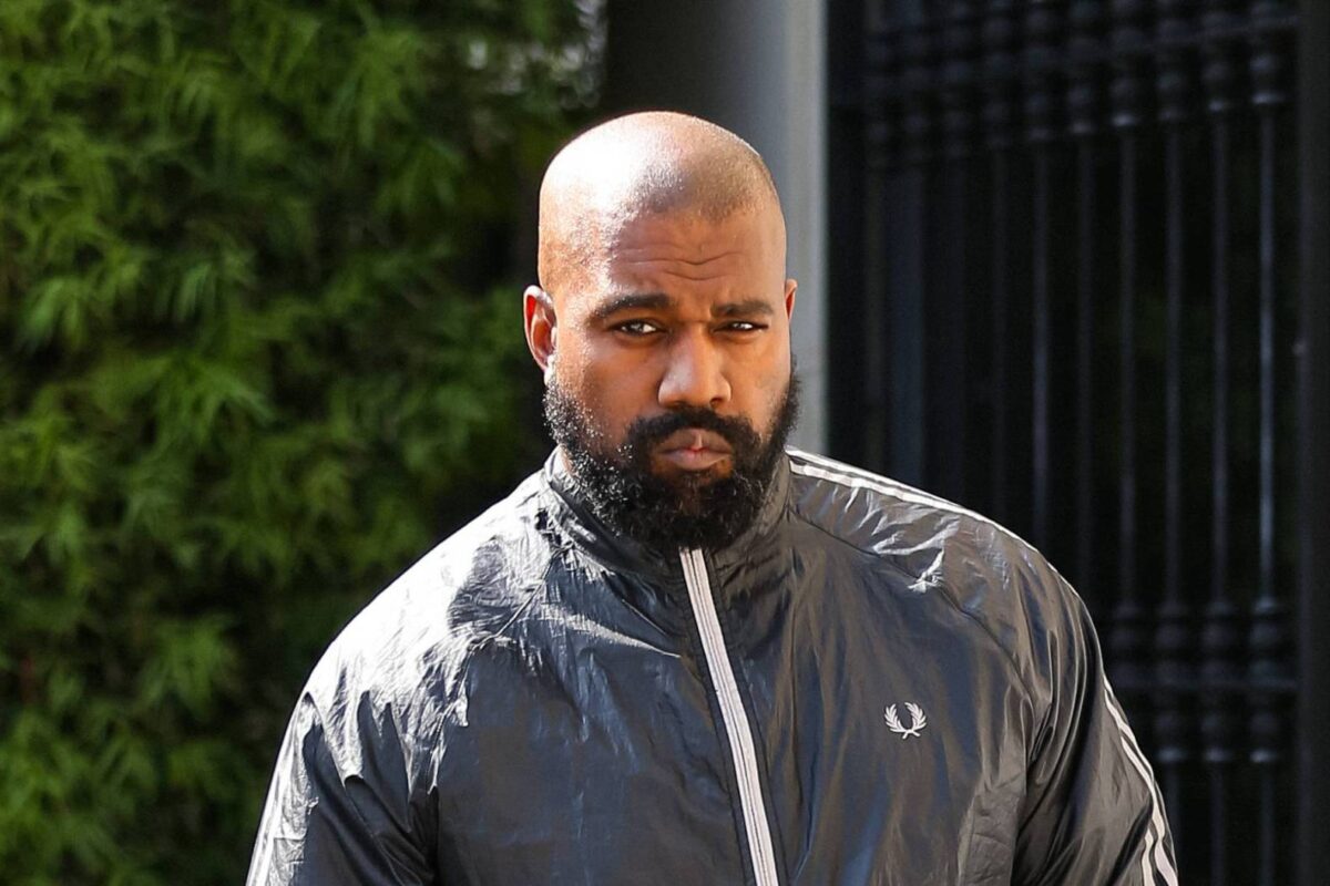 Kanye West: il suo prossimo video a Scampia? Gli indizi da Napoli ...